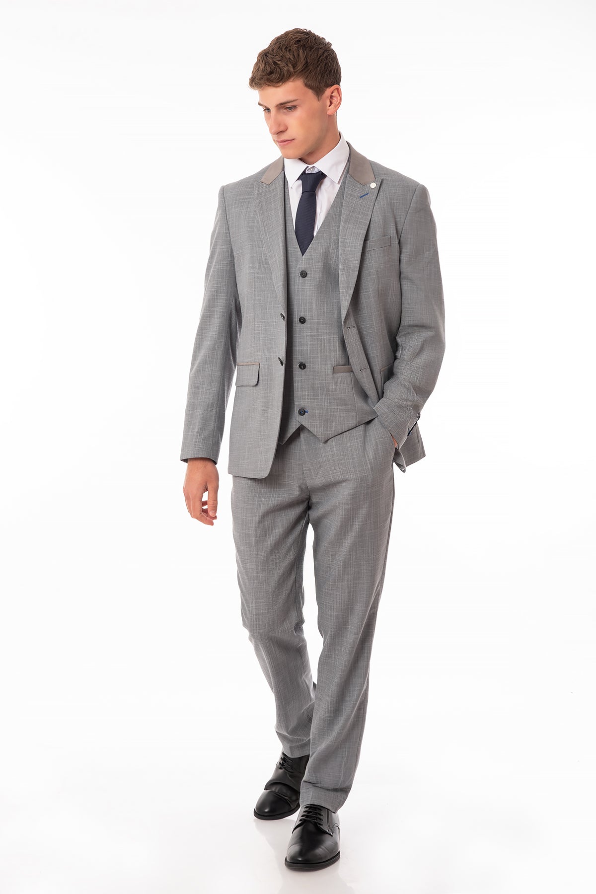 Mack Three Piece Suit - Grey – James Darby